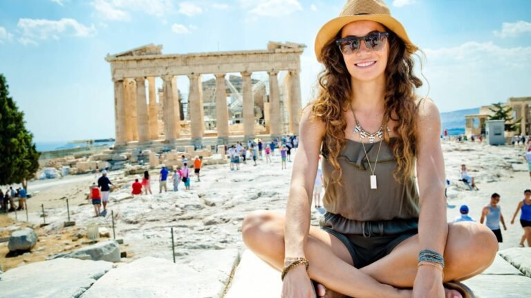 Island Hopping on a Budget: How to See Greece for Under €100 a Day ...